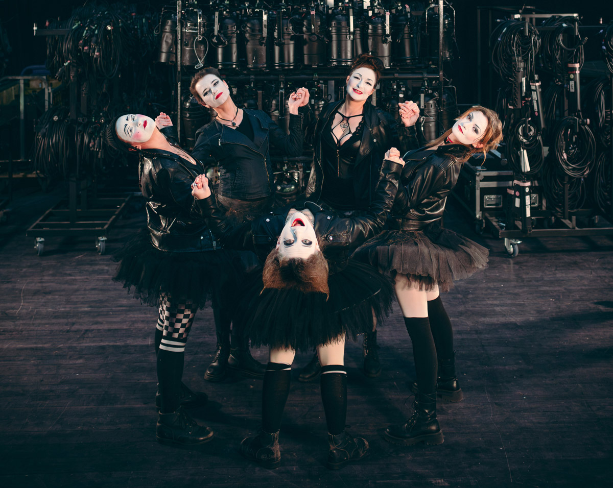 BREAK THE ROCK - DAKH DAUGHTERS — Ukraine | La maison de la culture de ...